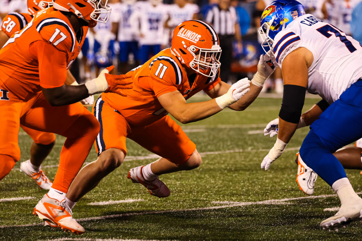 Taking advantage of KU’s schematic fit, Bray brings versatility to ...